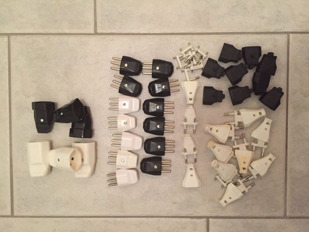 Netzstecker (3-polig und 2-polig) (Neu (gemäss Beschreibung)) in ...