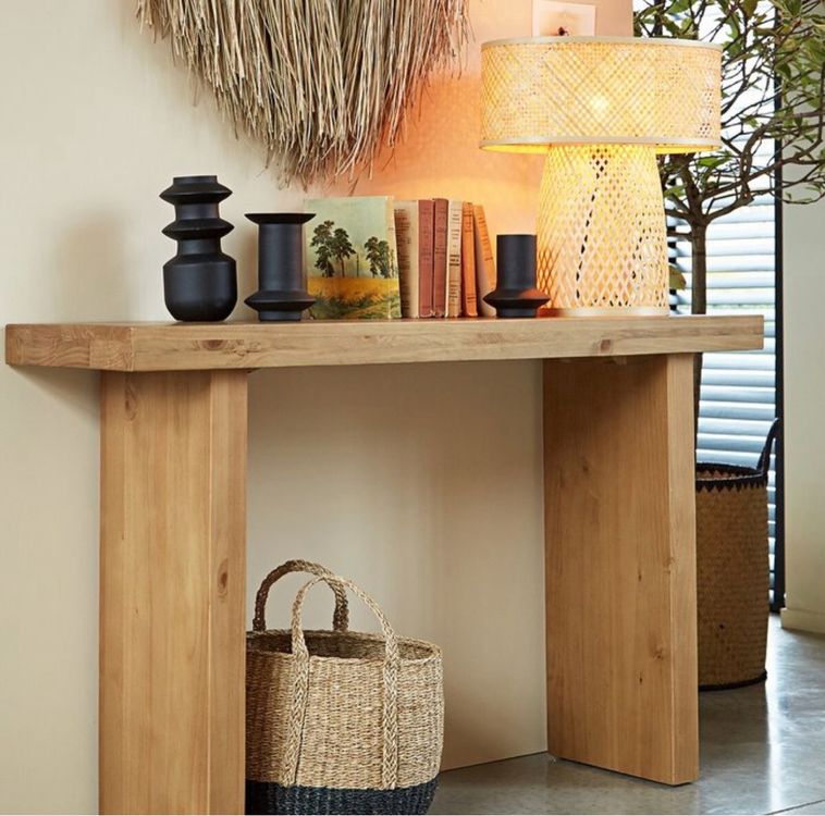 Console pin massif (D'occasion) à Hauterive NE pour CHF 250 – retrait ...