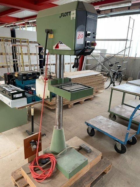Flott Standbohrmaschine (Lot 317) (Gebraucht) in Bäriswil für CHF 1030 ...