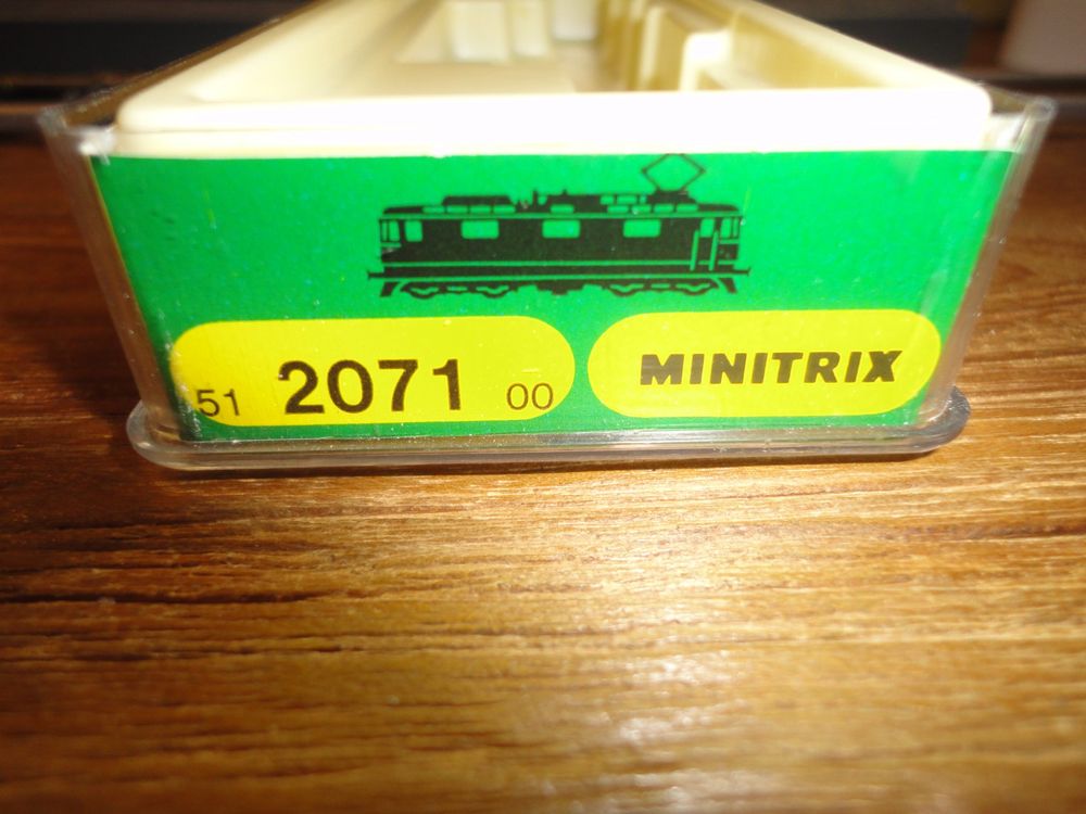 E-Lok Re4/4 grün SBB Minitrix 2071 Spur N (Neu (gemäss Beschreibung)) in Rheinfelden für CHF 37 ...
