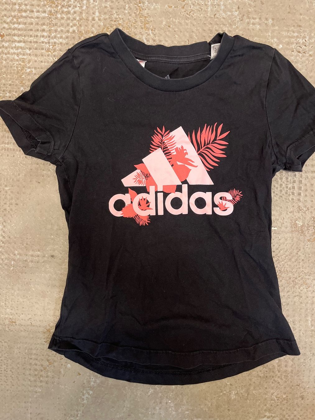 Adidas T-Shirt, Gr. 152, Schwarz mit pinkem Logo, Top! (Gebraucht) in ...