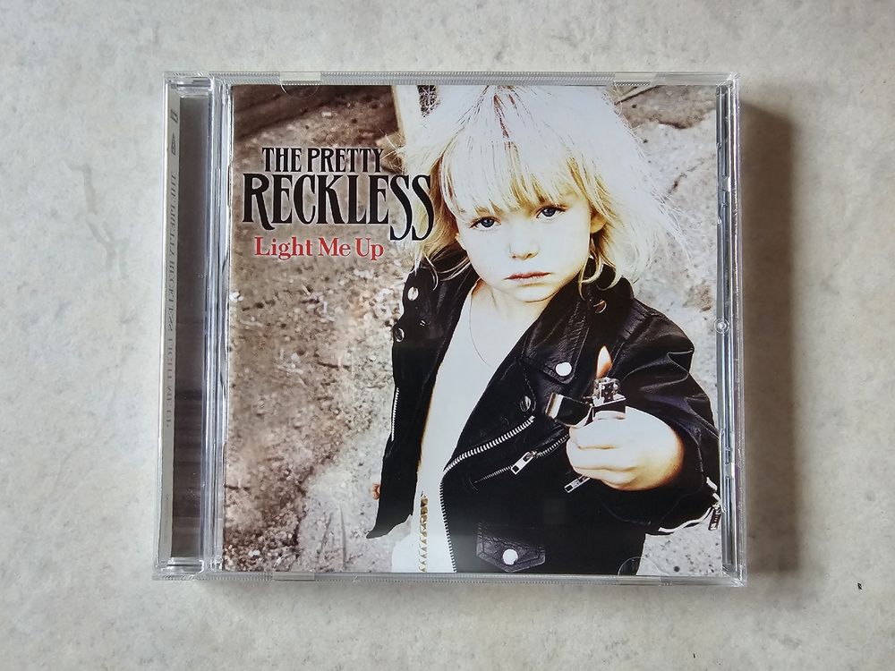 The Pretty Reckless - Light Me Up | Kaufen auf Ricardo
