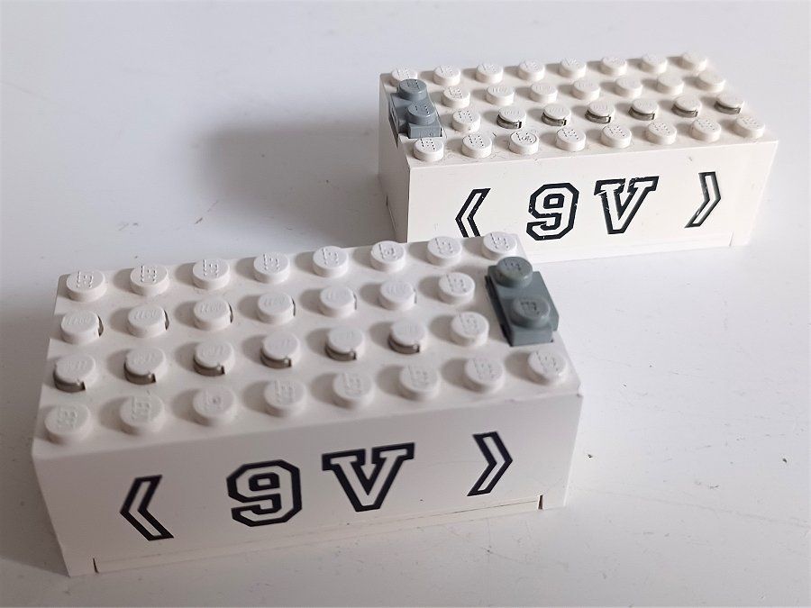 2 LEGO Monorail Battery Box 9V -A39 | Kaufen auf Ricardo