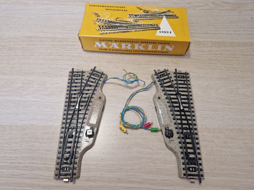 Märklin 5202 Weichenpaar M H0 (4) (Gebraucht) in St-Aubin-Sauges für CHF 23 – mit Lieferung auf ...