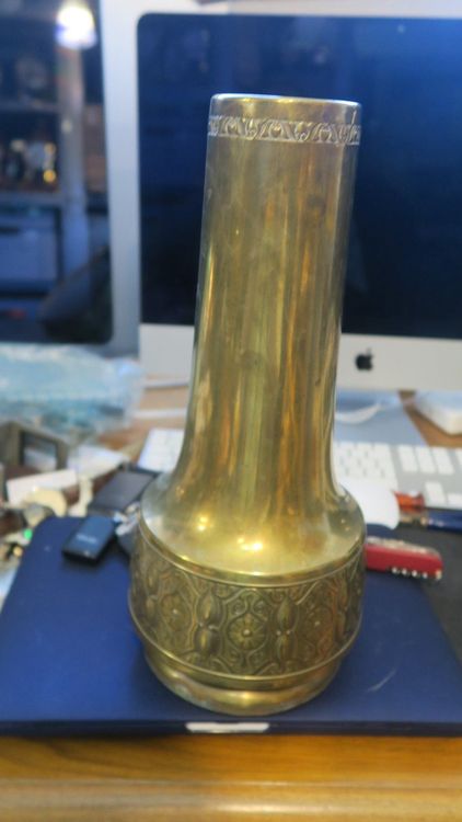 Messinggefaess Ciseliert Gew. 648.7 Gr (Gebraucht) in Oberdorf BL für CHF 75 – mit Lieferung auf ...