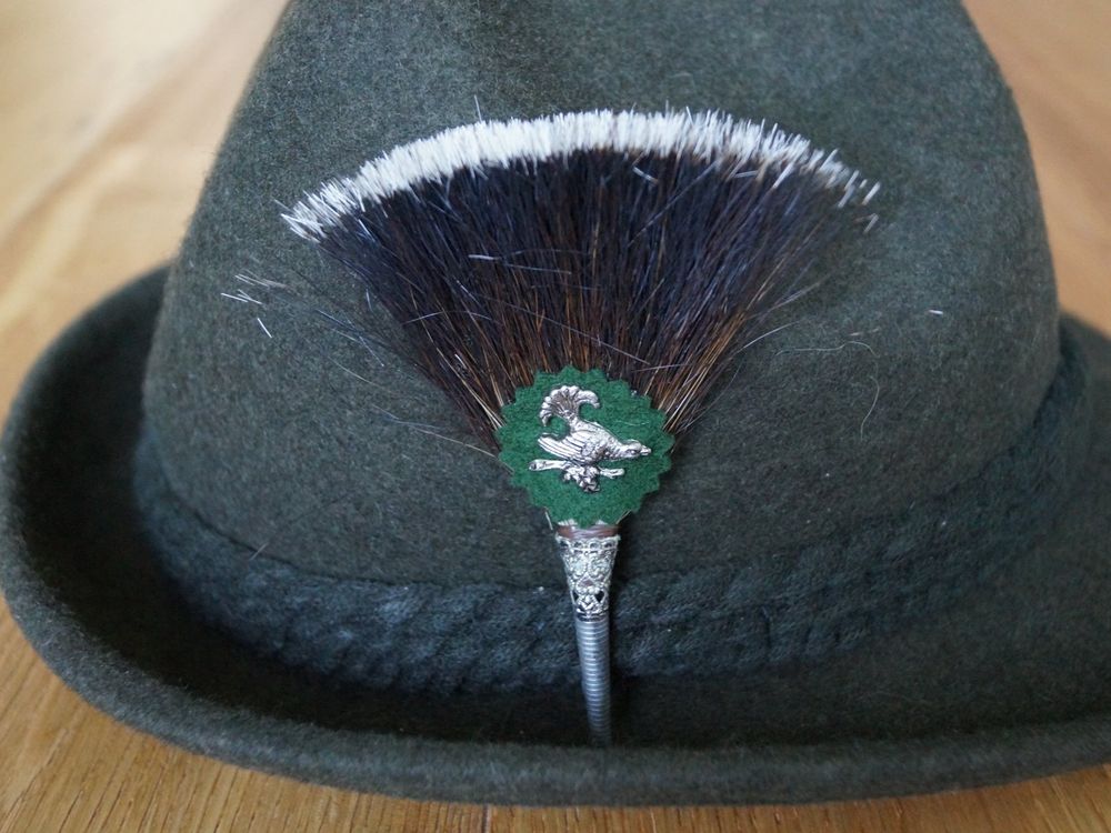 Jagdhut mit Hutschmuck Gemsbart, Wildschwein und Fasan (Neu (gemäss ...