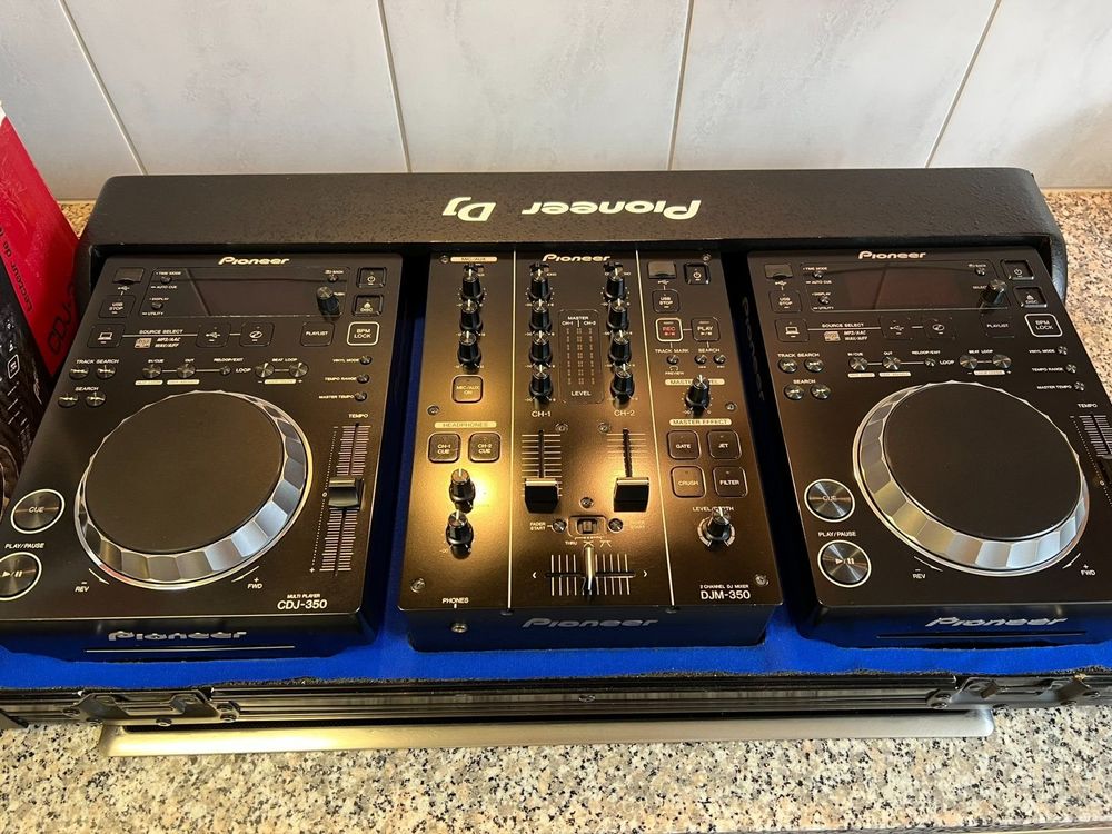 Pioneer DJ-SET / 2xCDJ-350 / 1xDJM-350 / Pioneer Flight Case (Gebraucht ...