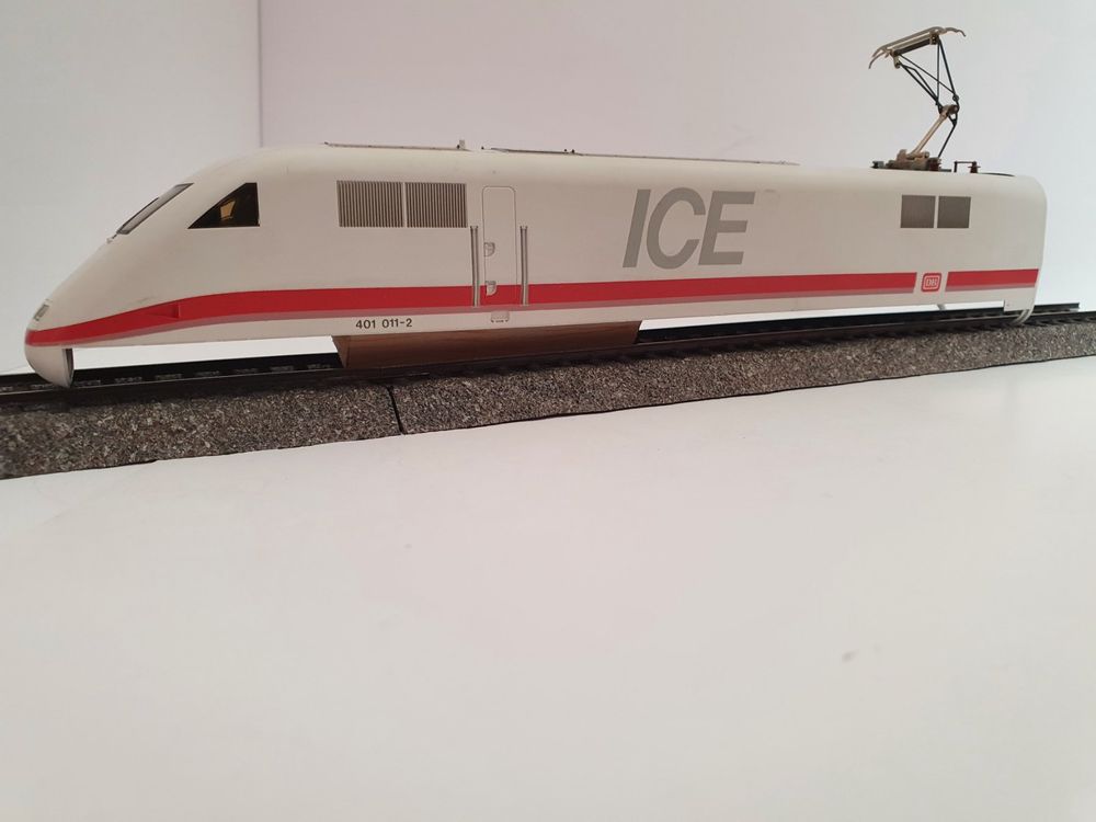 2 Stück / ICE 1 Gehäuse/ Fleischmann / + Weitere Teile/ 1:87 | Kaufen ...