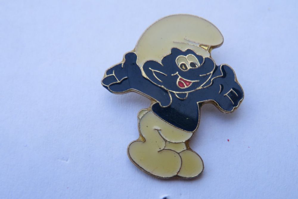 Pin Schlumpf (Gebraucht) in Seengen für CHF 2 – mit Lieferung auf ...