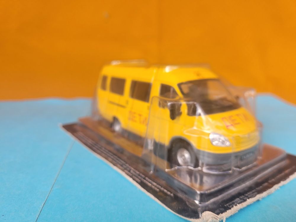 GAZ-Gazel -322121 bus scolaire russe - DeA Collection presse (Neuf ...