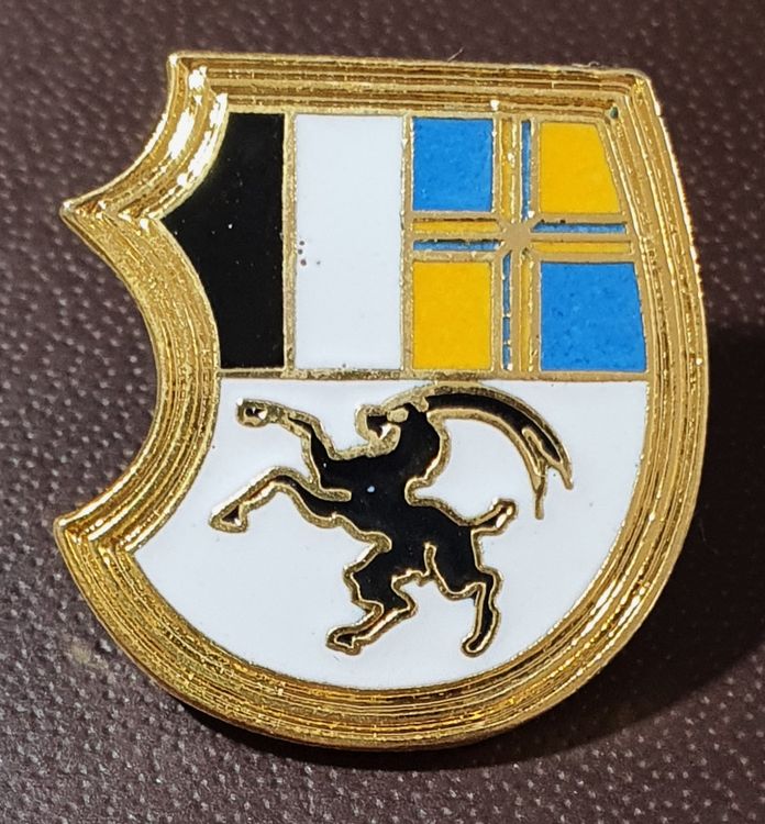 S304 - Pin schönes Kantonswappen Kanton Wappen - Graubünden (Gebraucht) in Reinach BL für CHF 3 ...