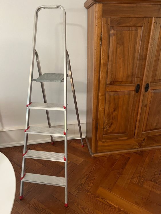 Alu Leiter mit 4 Sprossen (Gebraucht) in Zürich für CHF 40 – nur ...