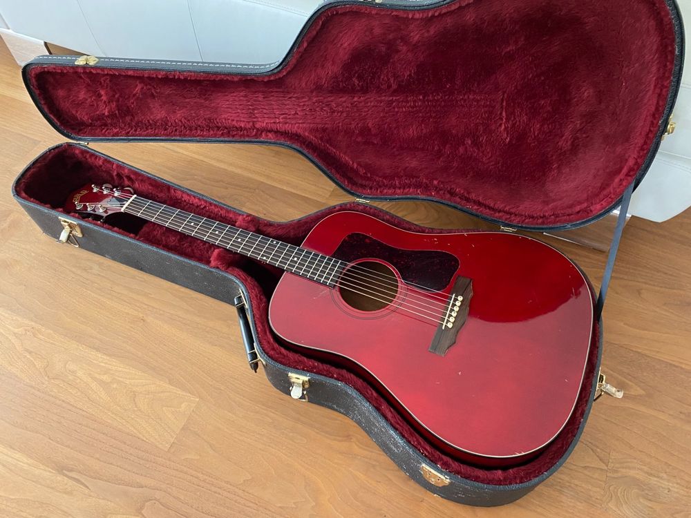 Gitarre Guild D-25 Cherry (USA, 1979) inkl. Pickup & Koffer (Gebraucht ...
