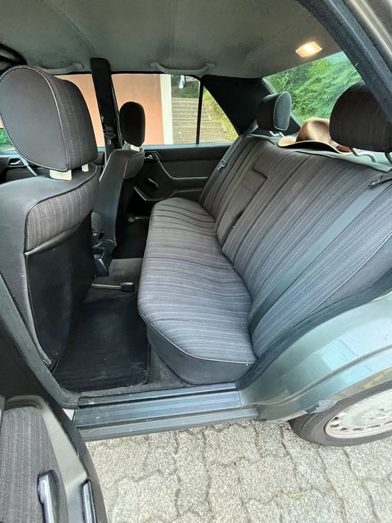 Mercedes Benz 300D, W124 mit Klimaanlage, Automat, ASD, ... (Gebraucht ...