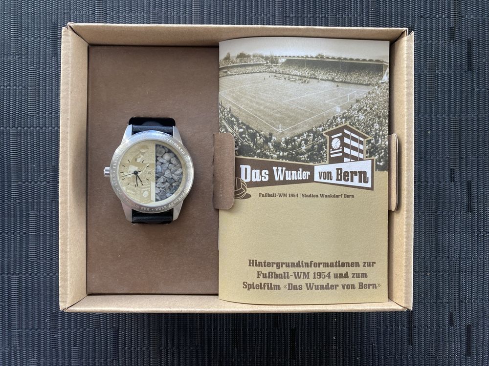 Uhr - Das Wunder von Bern - Sammlerstück (Neu und originalverpackt) in Bremgarten b. Bern für ...