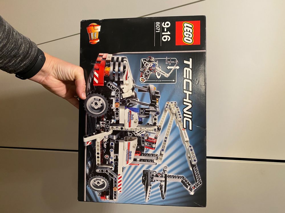 Lego service truck 8071 (Neu und originalverpackt) in Ennetbürgen für ...