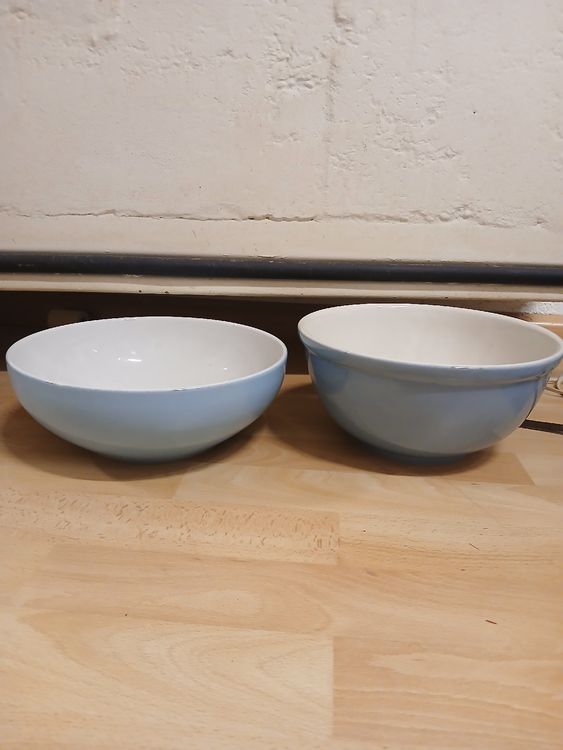 2x Rössler Schüssel Blau (Gebraucht) in Bättwil für CHF 49 – mit Lieferung auf Ricardo kaufen