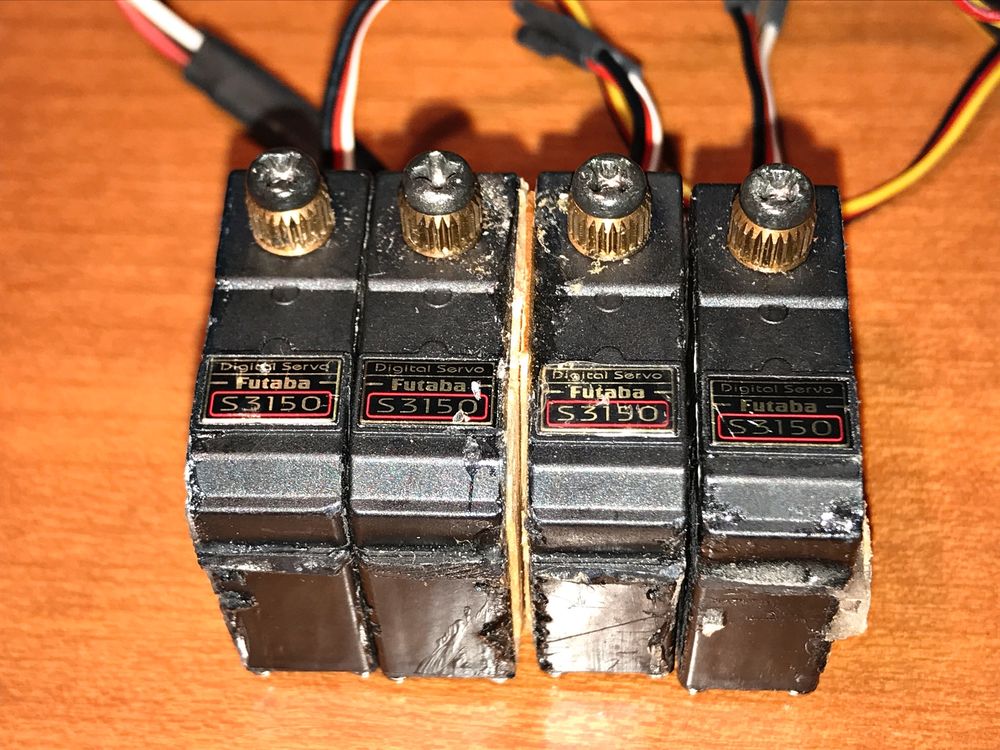 4 Futaba Servo S3150, diverses RC (Gebraucht) in St. Gallen für CHF 52 ...