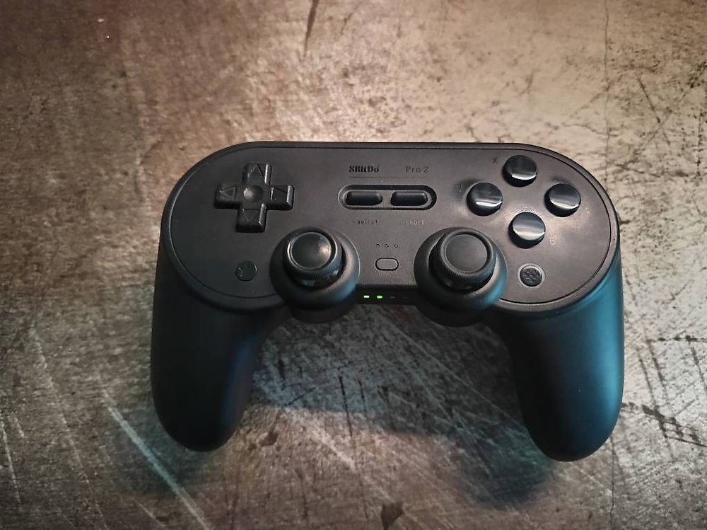 Manette 8bitdo Pro 2 (D'occasion) à Genève pour CHF 35 – avec livraison ...