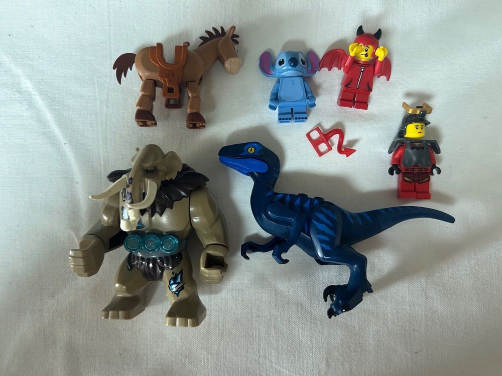 Lego CMF / Toystory Figuren etc. (Gebraucht) in Reutlingen für CHF 31 ...