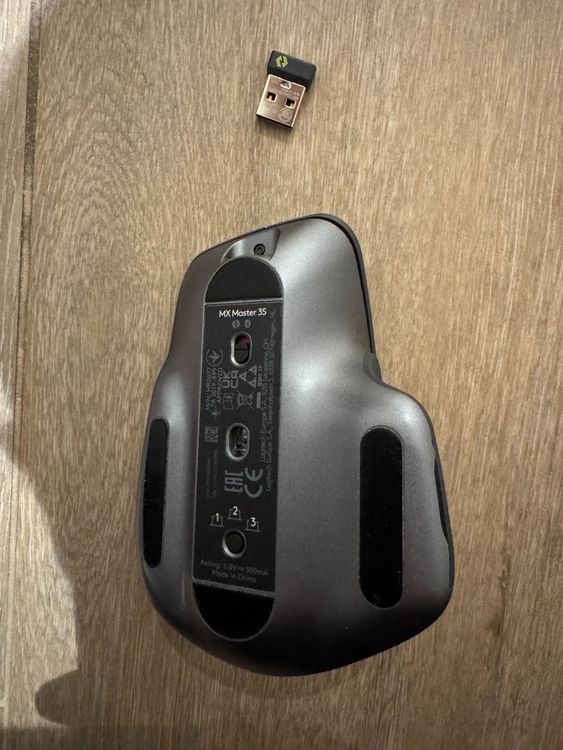 Logitech MX Master 3S + Dongle USB Bolt (Usato) a Riaz per CHF 45 – con ...