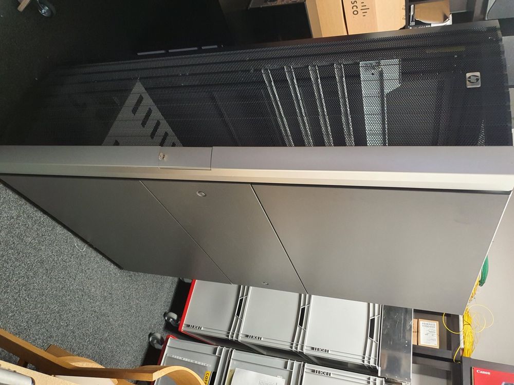 HP Server Rack 36 HE (Gebraucht) in Bassersdorf für CHF 50 – nur ...