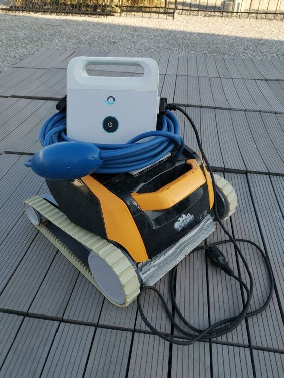 Dolphin E20 Poolroboter | Kaufen auf Ricardo