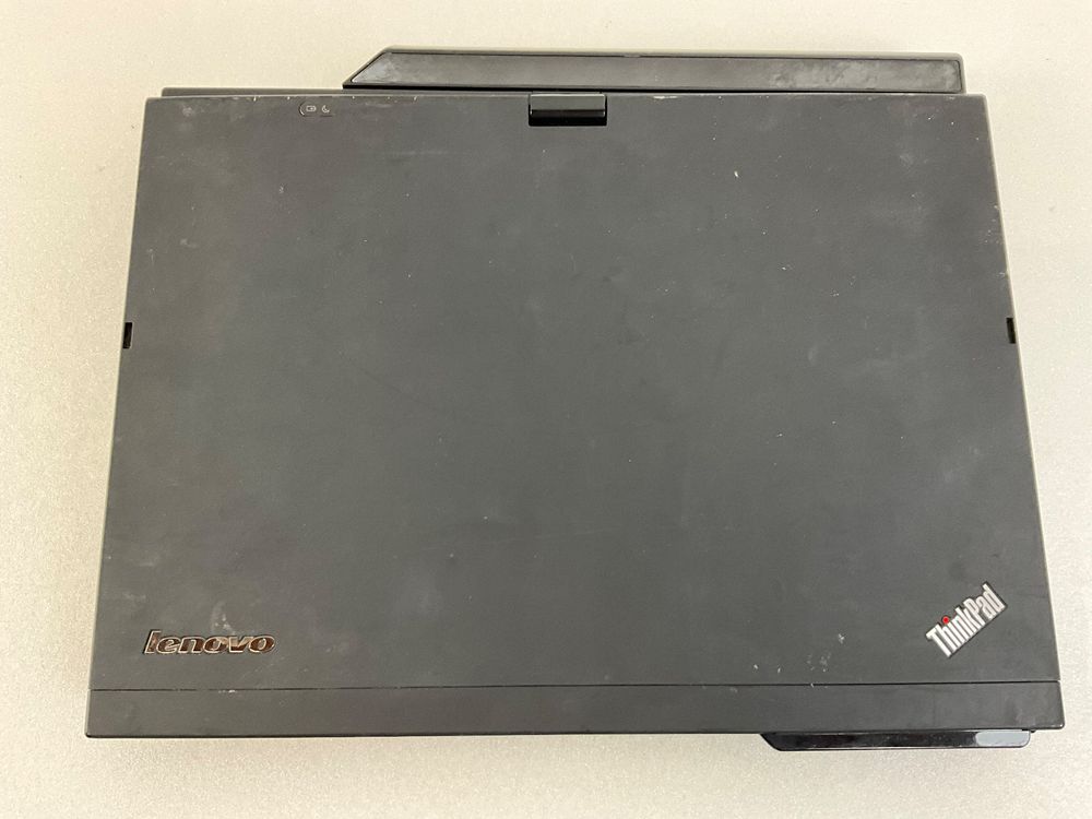 Lenovo Thinkpad 360 Grad Bildshirm Intel i7 Laptop SSD raus (Gebraucht ...