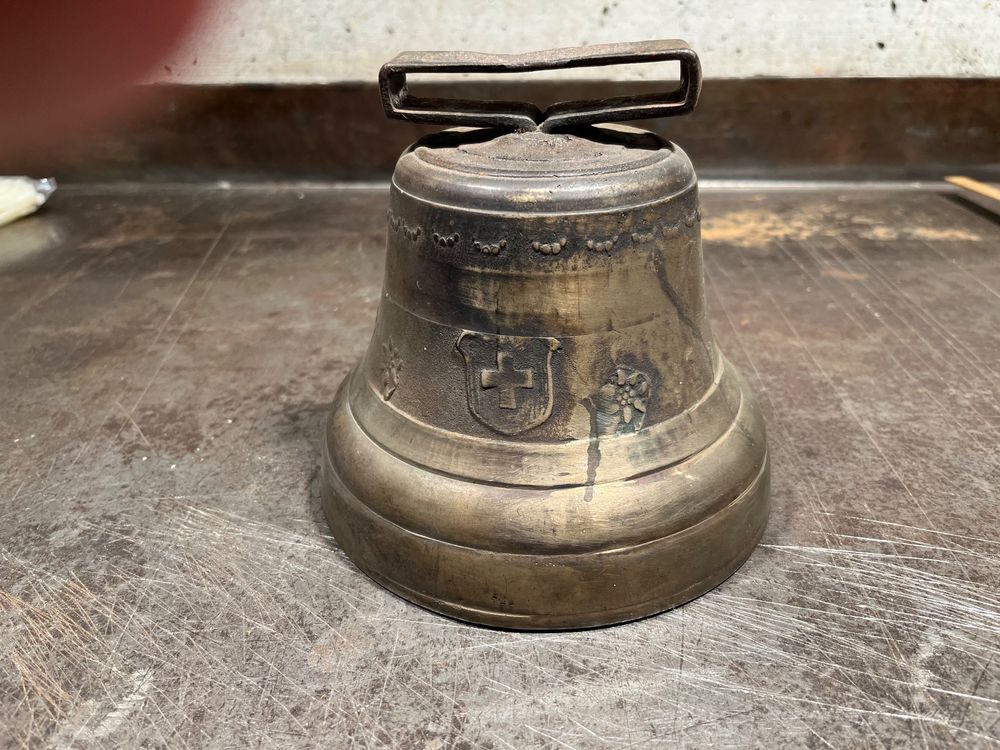 Glocke (Gebraucht) in Schangnau für CHF 35 – mit Lieferung auf Ricardo ...