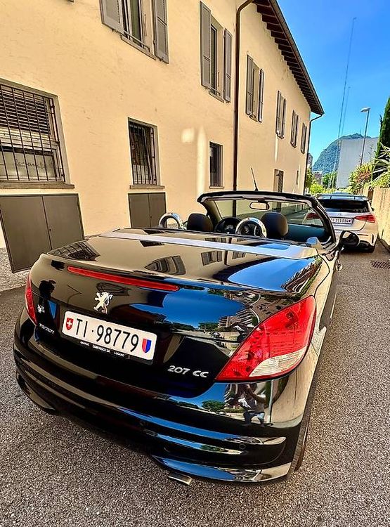 Tetto giù, vento tra i capelli: Peugeot 207 CC (Gebraucht) in Bioggio ...