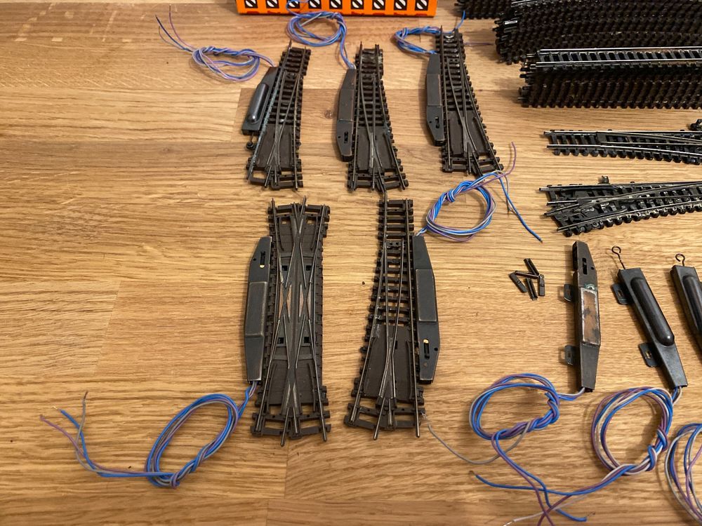 Arnold Div. Gleise,Weichen und Entkuppelgleis (Gebraucht) in ...