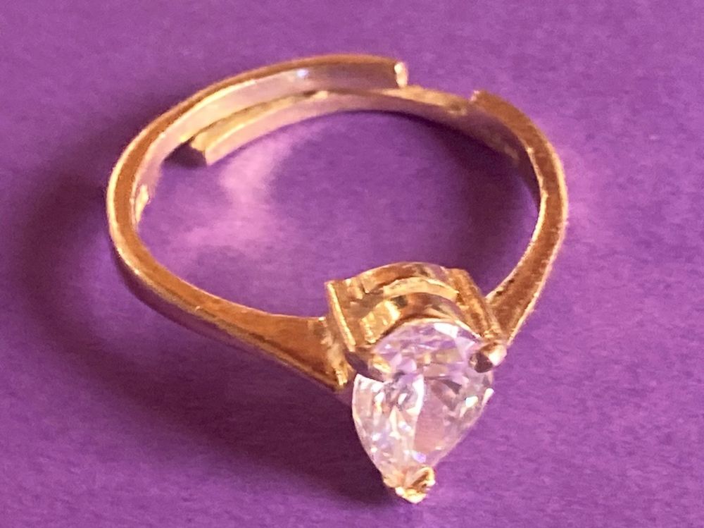 Vergoldet & Weiss Ring (58) (Gebraucht) in Laufen für CHF 21 – mit ...