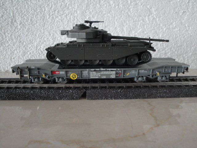HAG, Tiefladewagen SBB Slmmnps mit Centurion Panzer " HAG " | Kaufen ...