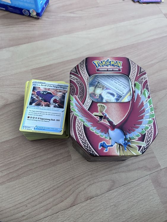 Pokémon 360 Karten Sammlung mit Blechdose | Kaufen auf Ricardo