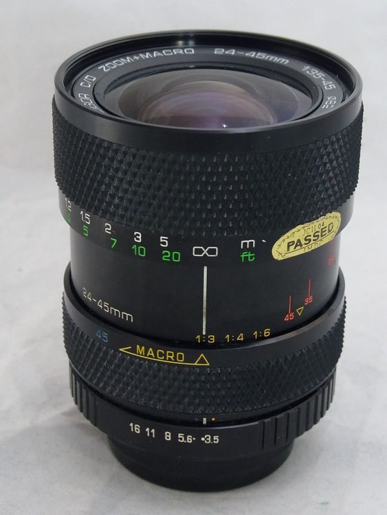 Kompaktes Soligor C/D MC Zoom Macro 24-45mm f3.5-4.5 M42 | Kaufen auf ...