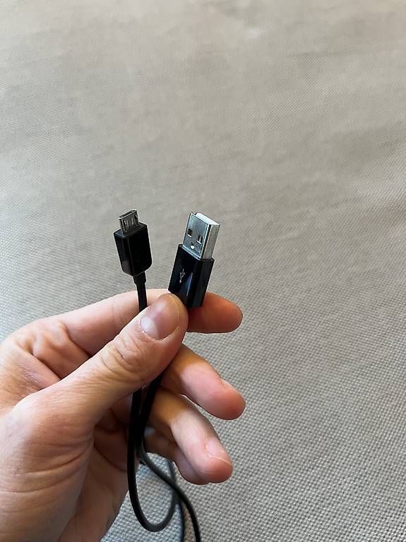 USB-A auf Micro-USB (Micro-B) Kabel, ca 105cm (Gebraucht) in Zürich für ...