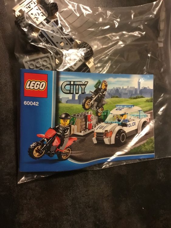 LEGO CITY 60042 Diebe und Polizei | Kaufen auf Ricardo