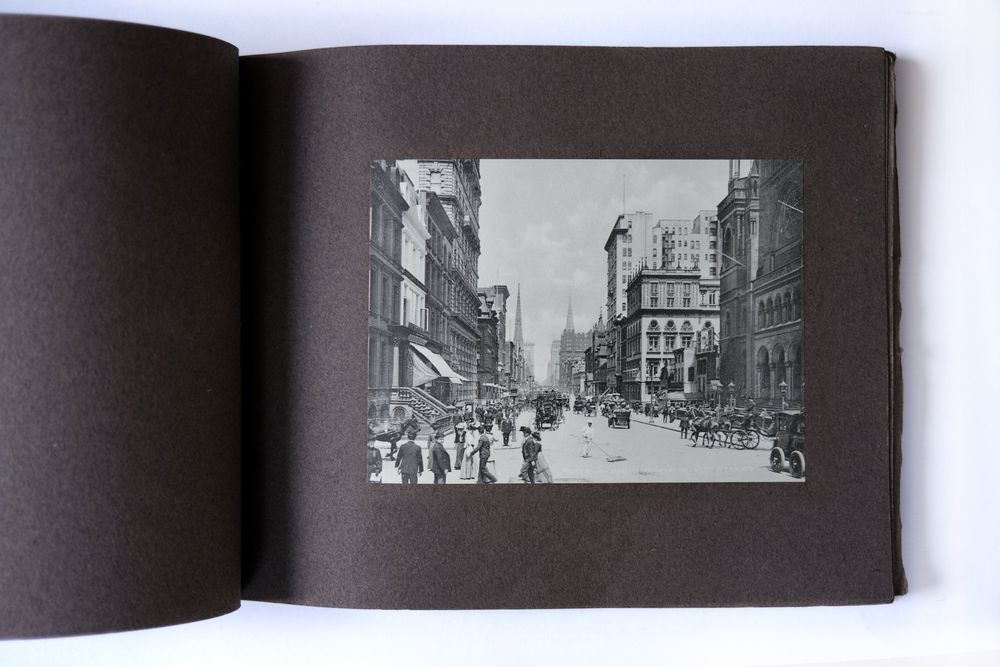 New York. Brooklyn. 1920. Album mit ca. 50 Fotografien. (Gebraucht) in ...
