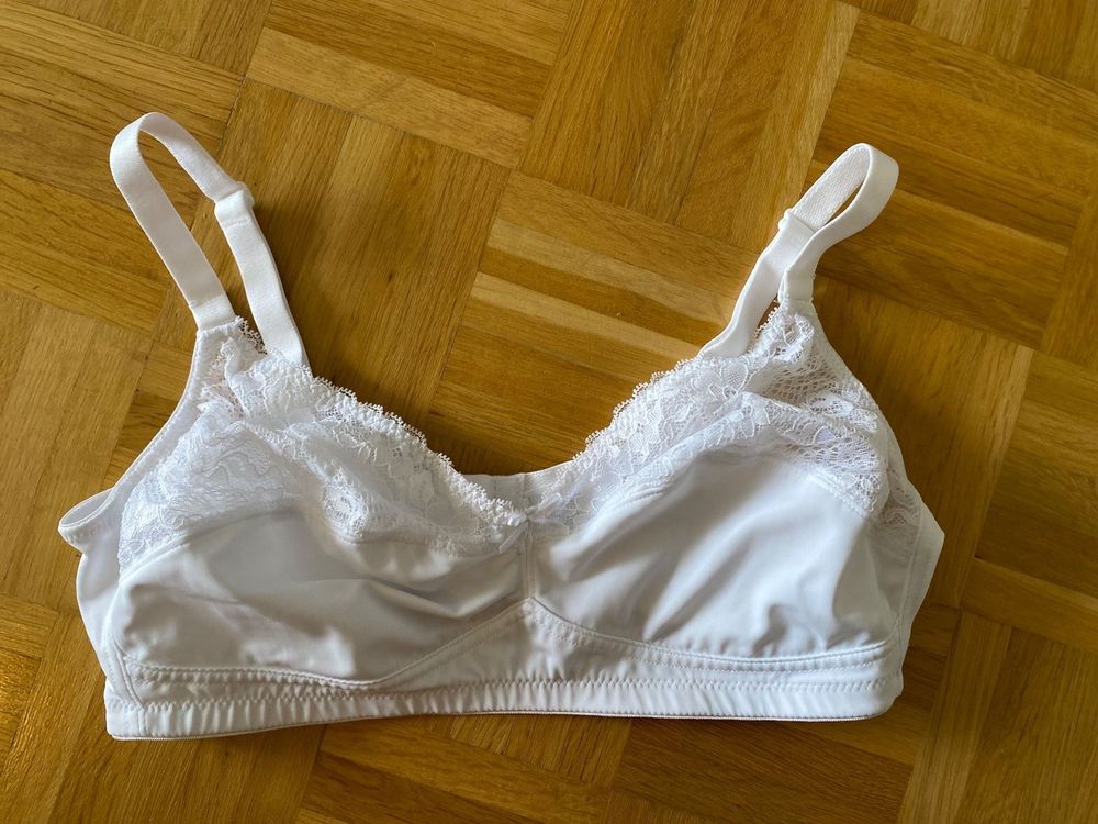 Weisser Bra mit Spitze ca. Gr. 75C (Gebraucht) in Zürich für CHF 1 – mit Lieferung auf Ricardo ...
