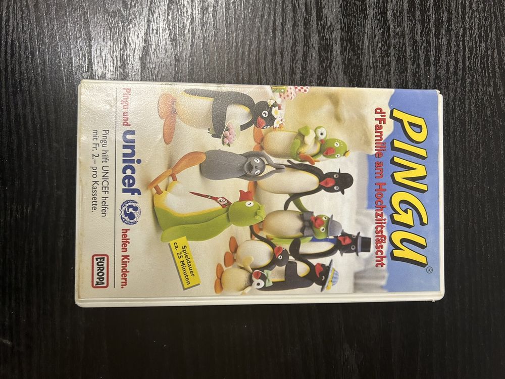 Pingu VHS - D' Familie am Hochzlitsfäscht (Gebraucht) in Zürich für CHF ...