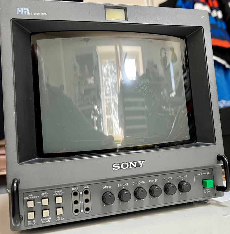 Sony HR Trinitron PVM-9044qm CRT 9" inch Color Video Monitor | Kaufen ...