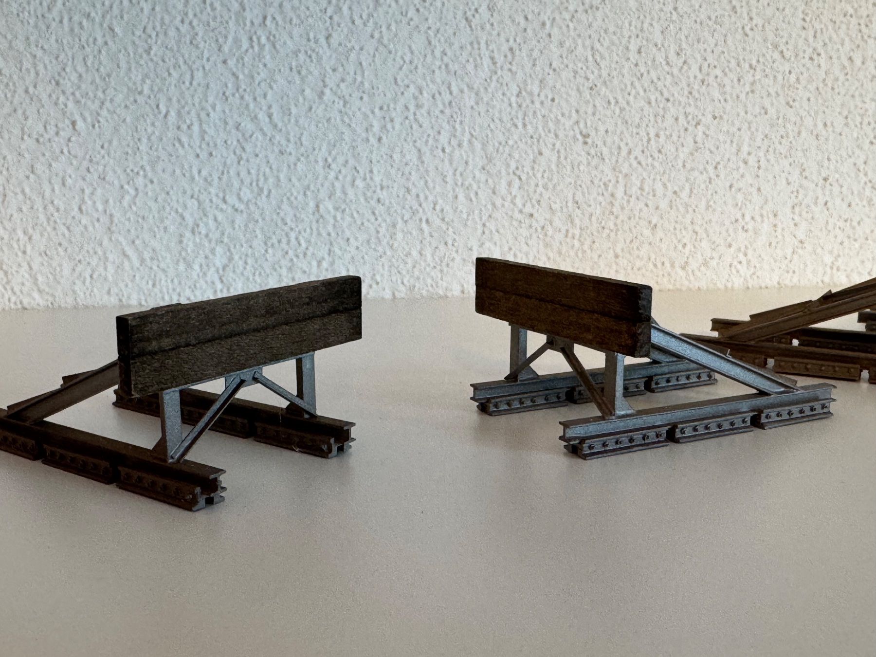 model rail Spur 0 1/45 SBB Prellbock geschweisst neu 4 Stück (Neu ...