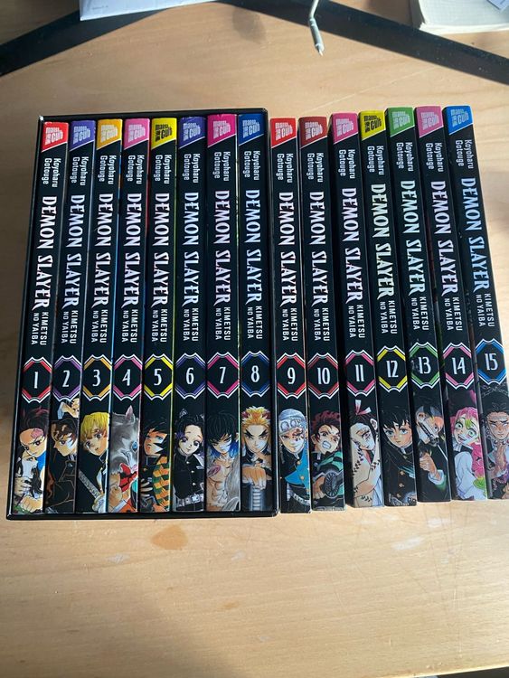 Demon Slayer 1-15 mit Schuber | Kaufen auf Ricardo