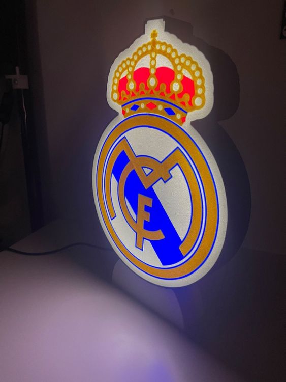 Real Madrid Logo mit LEDs (Neu (gemäss Beschreibung)) in Luzern für CHF ...