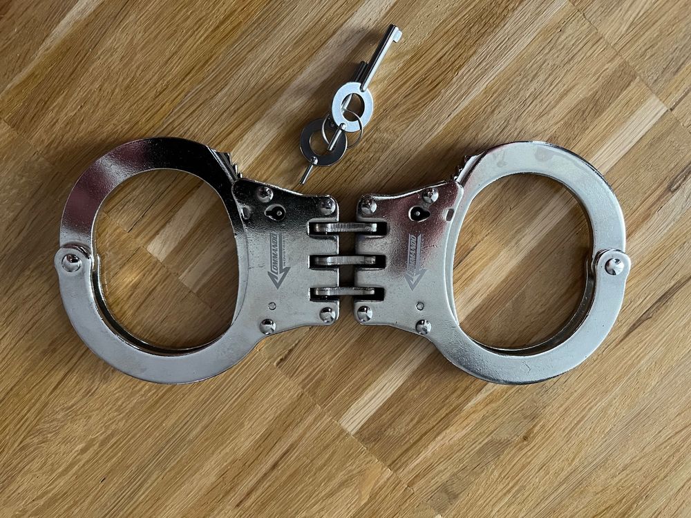 Handschellen | Kaufen auf Ricardo