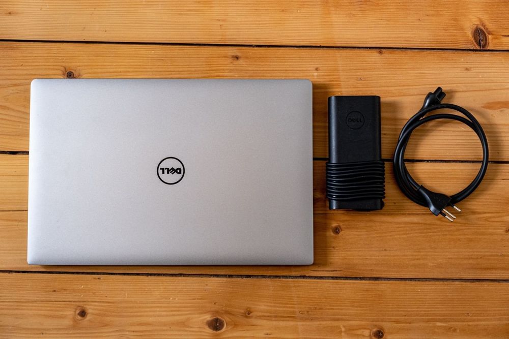 Dell XPS 15 4k touch 32GB RAM 1TB SSD (Gebraucht) in Zürich für CHF 680 ...