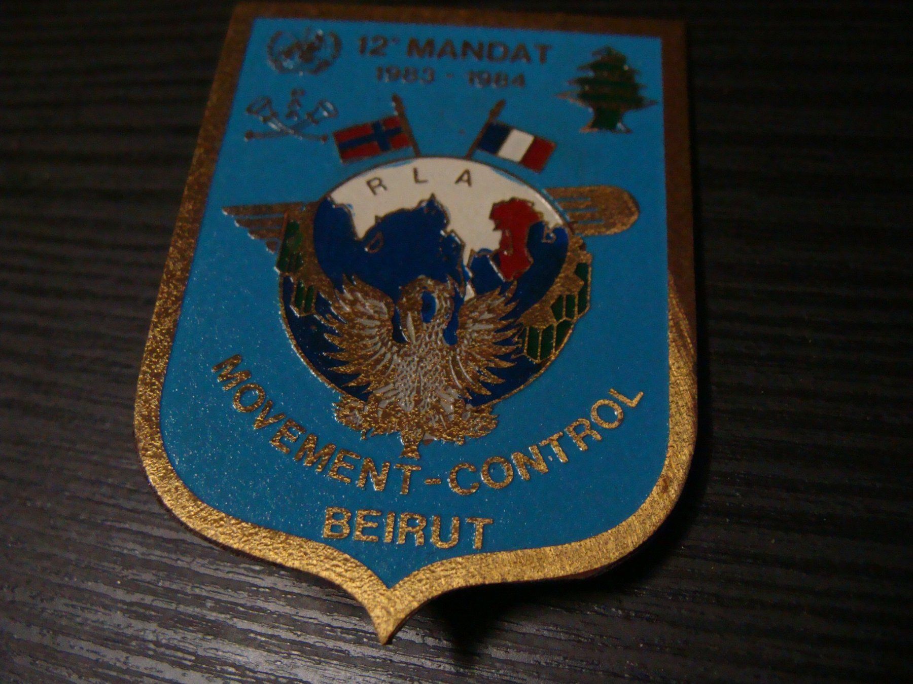 Insigne de la guerre du Liban (mouvement contrôle 1983) (D'occasion) à ...