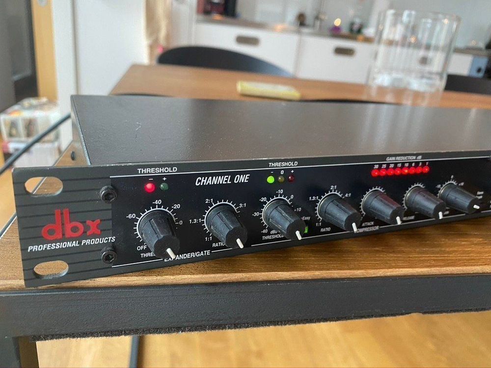 DBX 266XL Compressor / Gate (Gebraucht) in Küsnacht ZH für CHF 70 – mit Lieferung auf Ricardo kaufen