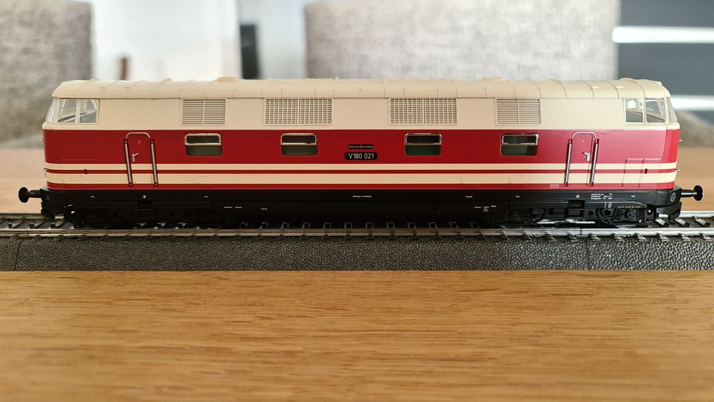 Gützold H0 47093 DR V 180 021 Diesellok (Neu und originalverpackt) in Anglikon für CHF 215 – mit ...