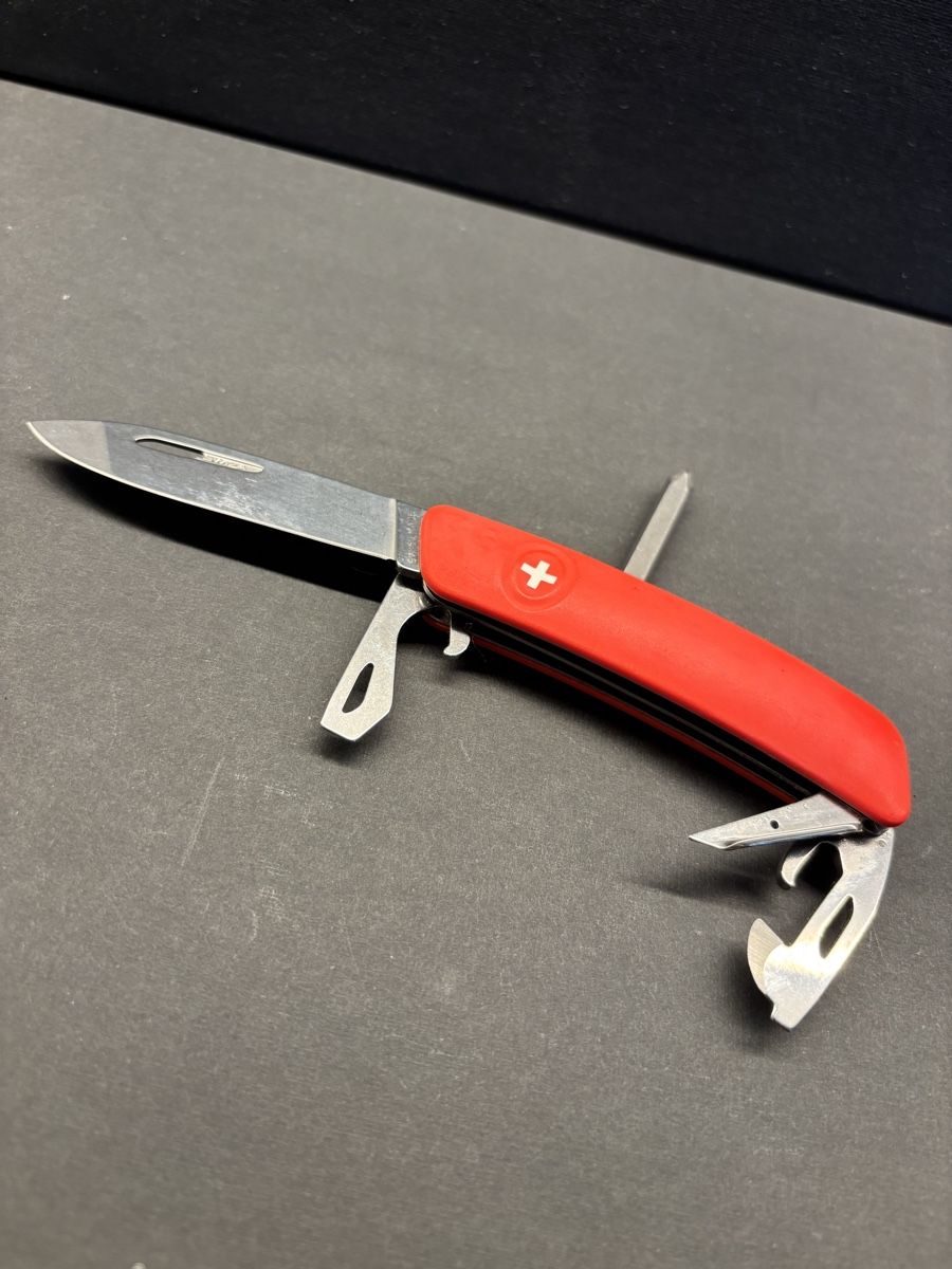 Swiza TT03 Tick Tool rotes Sackmesser (Gebraucht) in Stettfurt für CHF ...